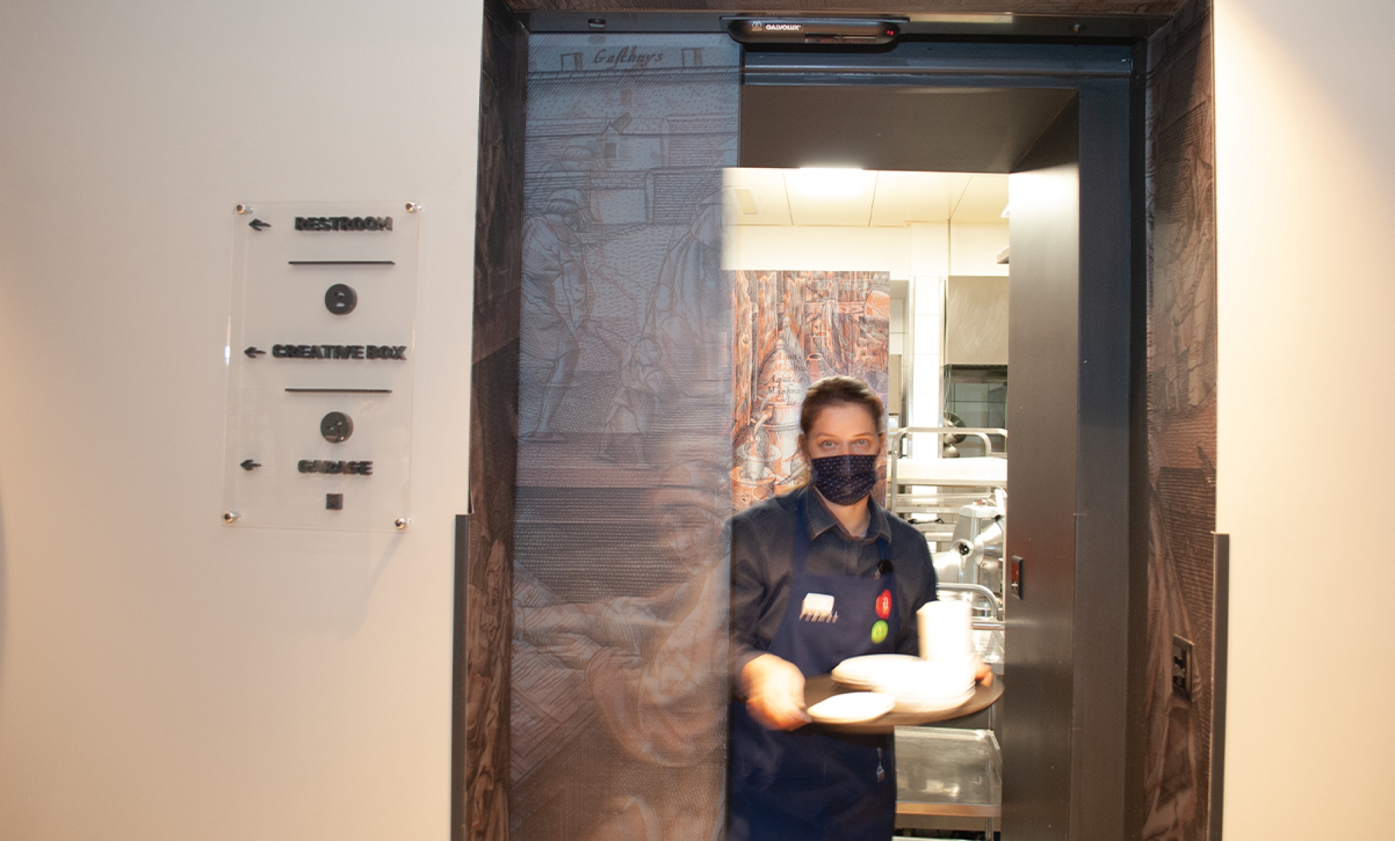 Automatic sliding glass security doors - Galvolux