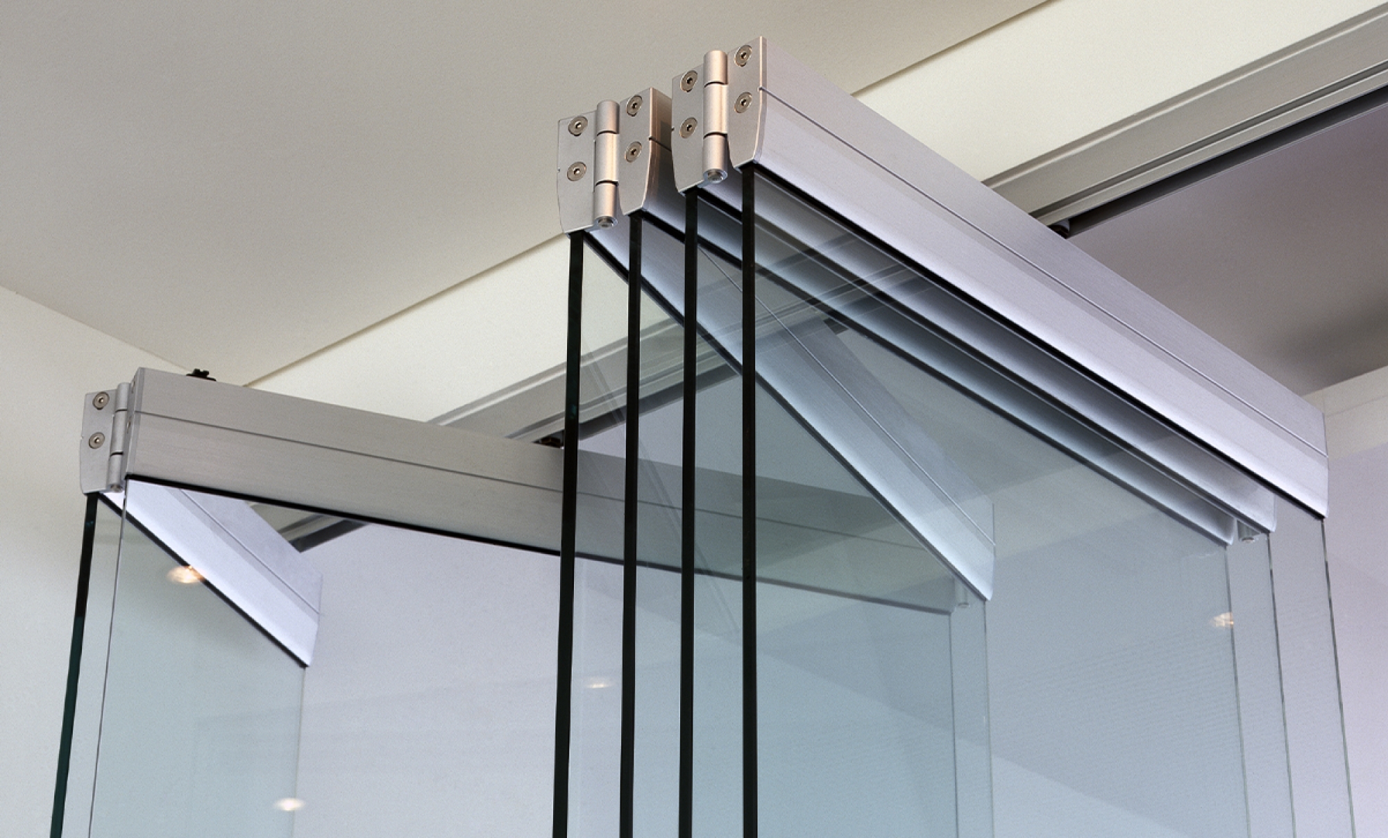 Parois coulissantes : pour séparer les espaces - Galvolux