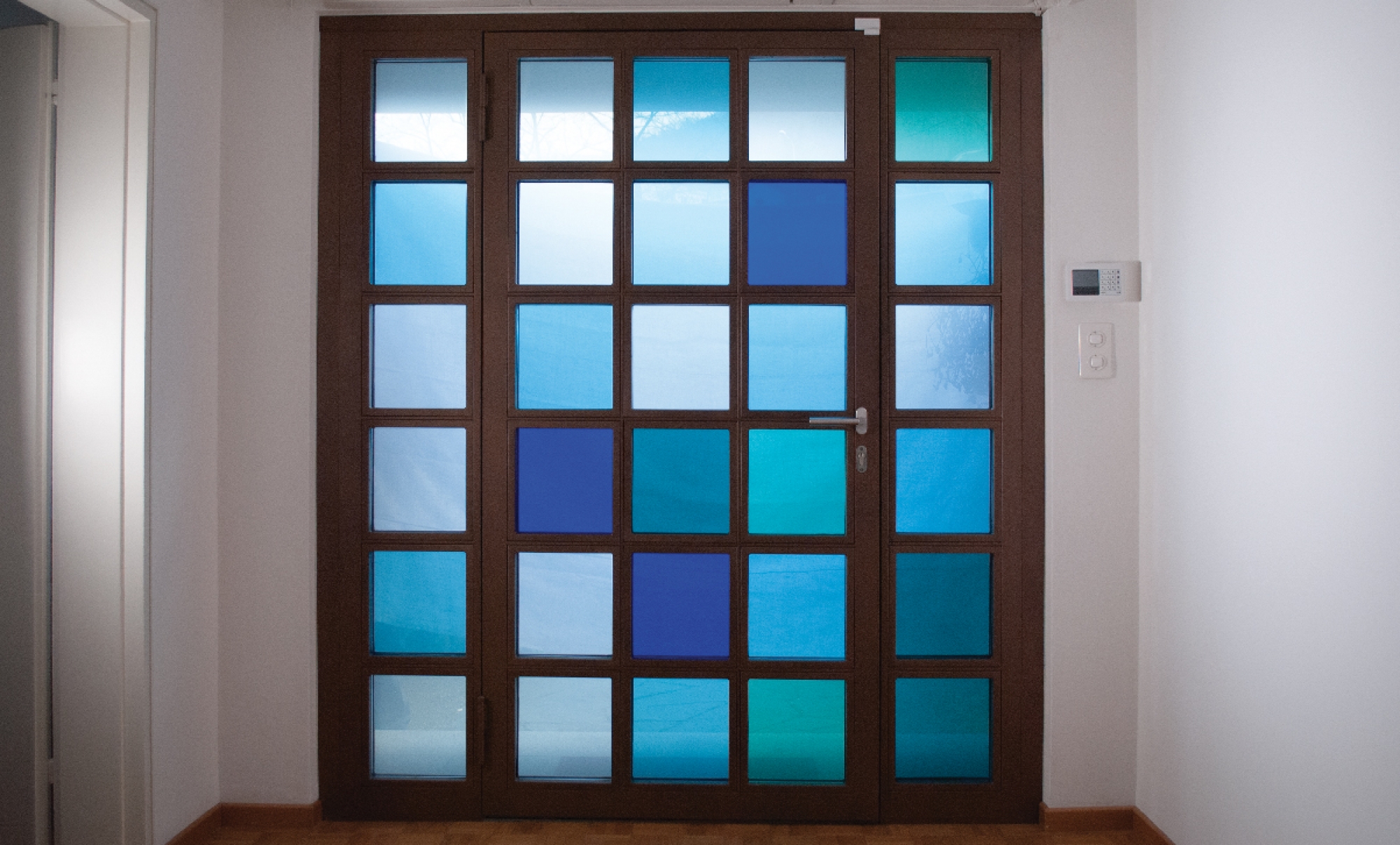 Insulating, security, reflective glass - Galvolux