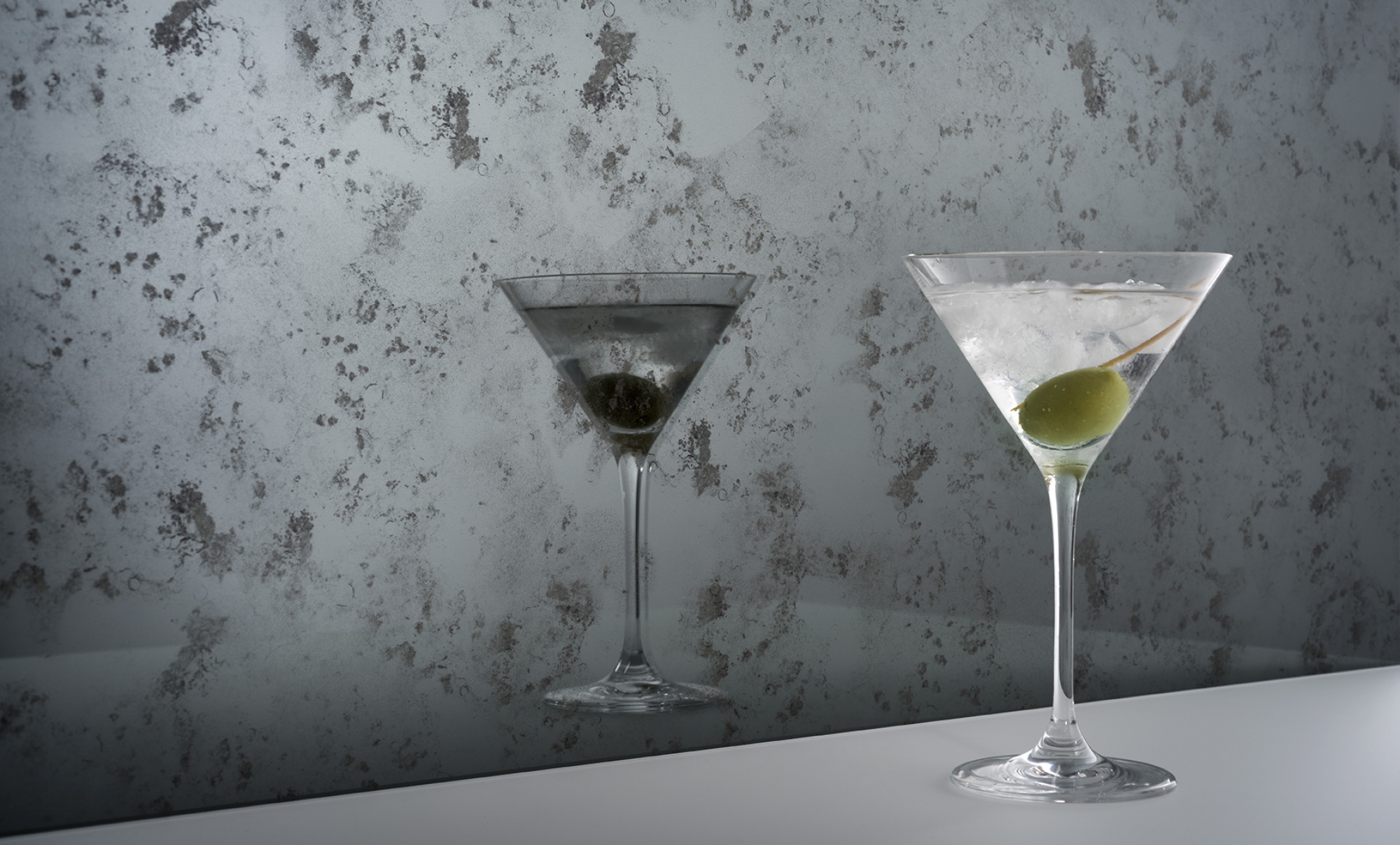 Oxide Line mirror with a vintage character - Galvolux